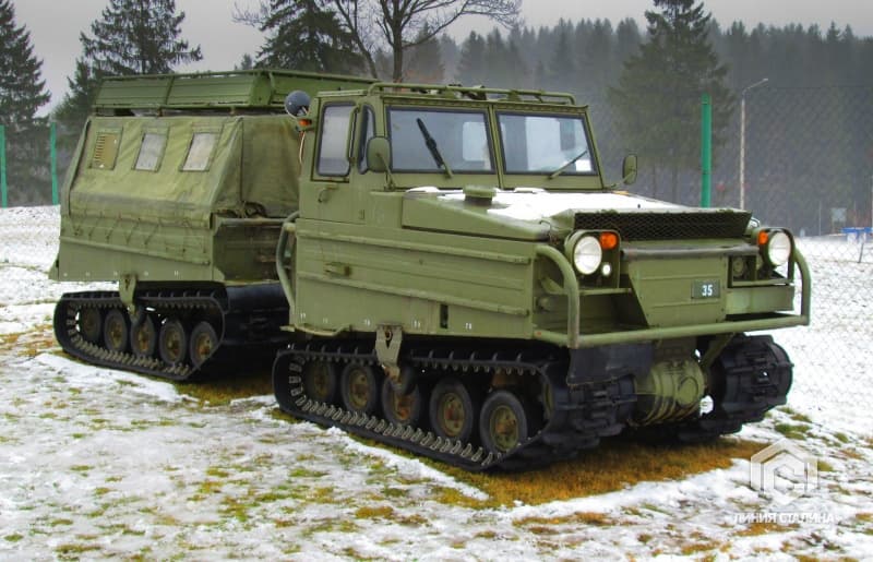 Гусеничные бронетранспортёры и тягачи